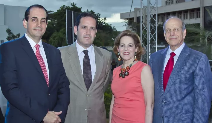 Daniel Espinal lanza un proyecto