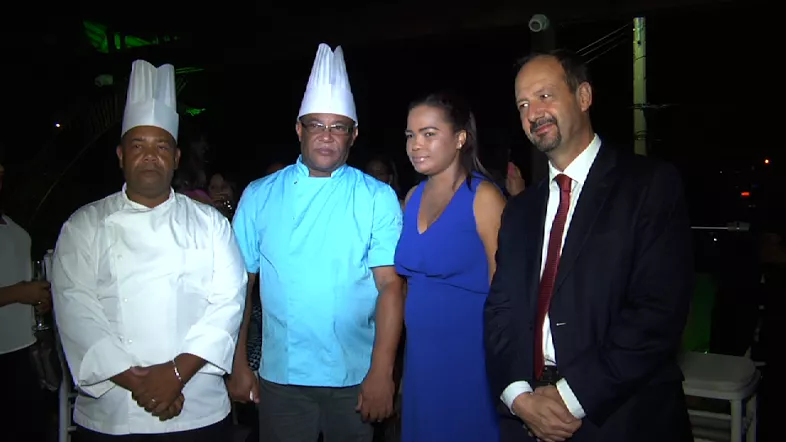 La Isla del Marisco presenta su renovado local y su atractiva oferta ...
