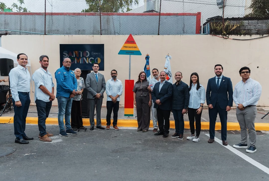 Alcaldía del Distrito Nacional lanza plan piloto de semáforo pluvial