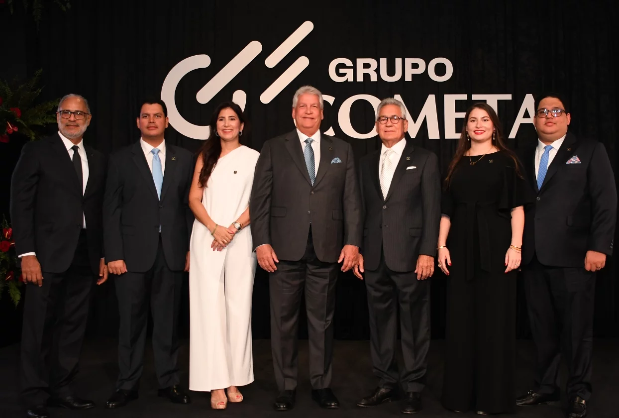 El Grupo Cometa conmemora su 50 años en un coctel