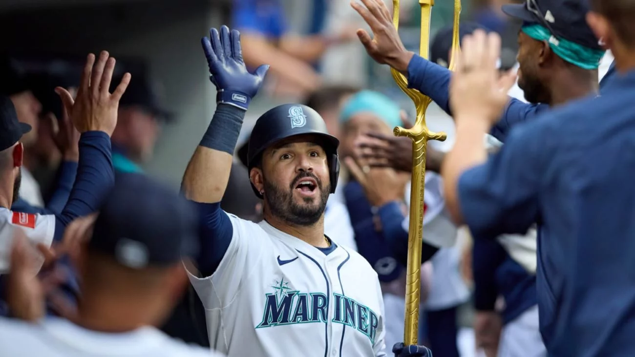 Eugenio Suárez la bota de regreso con Seattle y Marineros dominan