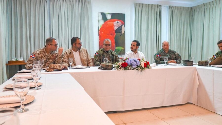 High military command supervises progress of the border fence and meets ...