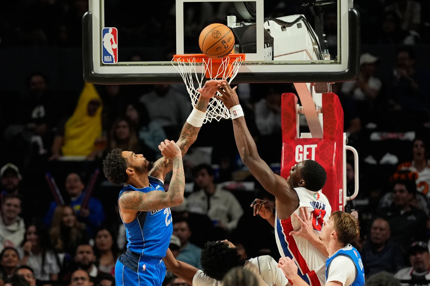 Los 33 puntos de Jalen Duren lideran victoria de Detroit sobre los ...