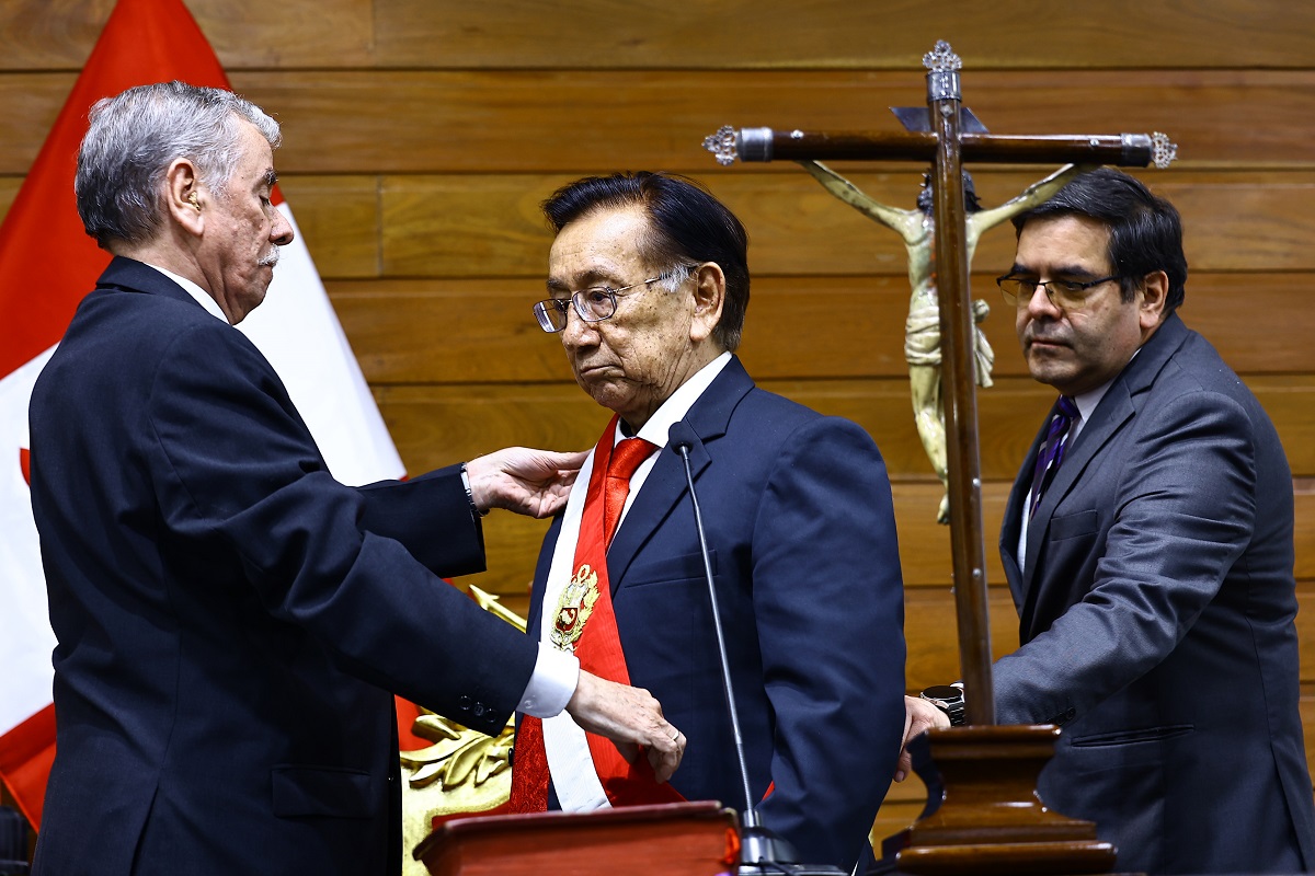 ¿Quién es José María Balcázar, el octavo presidente de Perú en 10 años ...